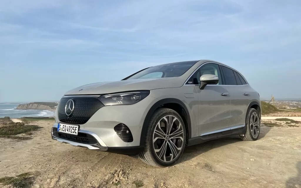 First Drive: 2023 Mercedes-Benz EQE SUV - EV Car & Truck