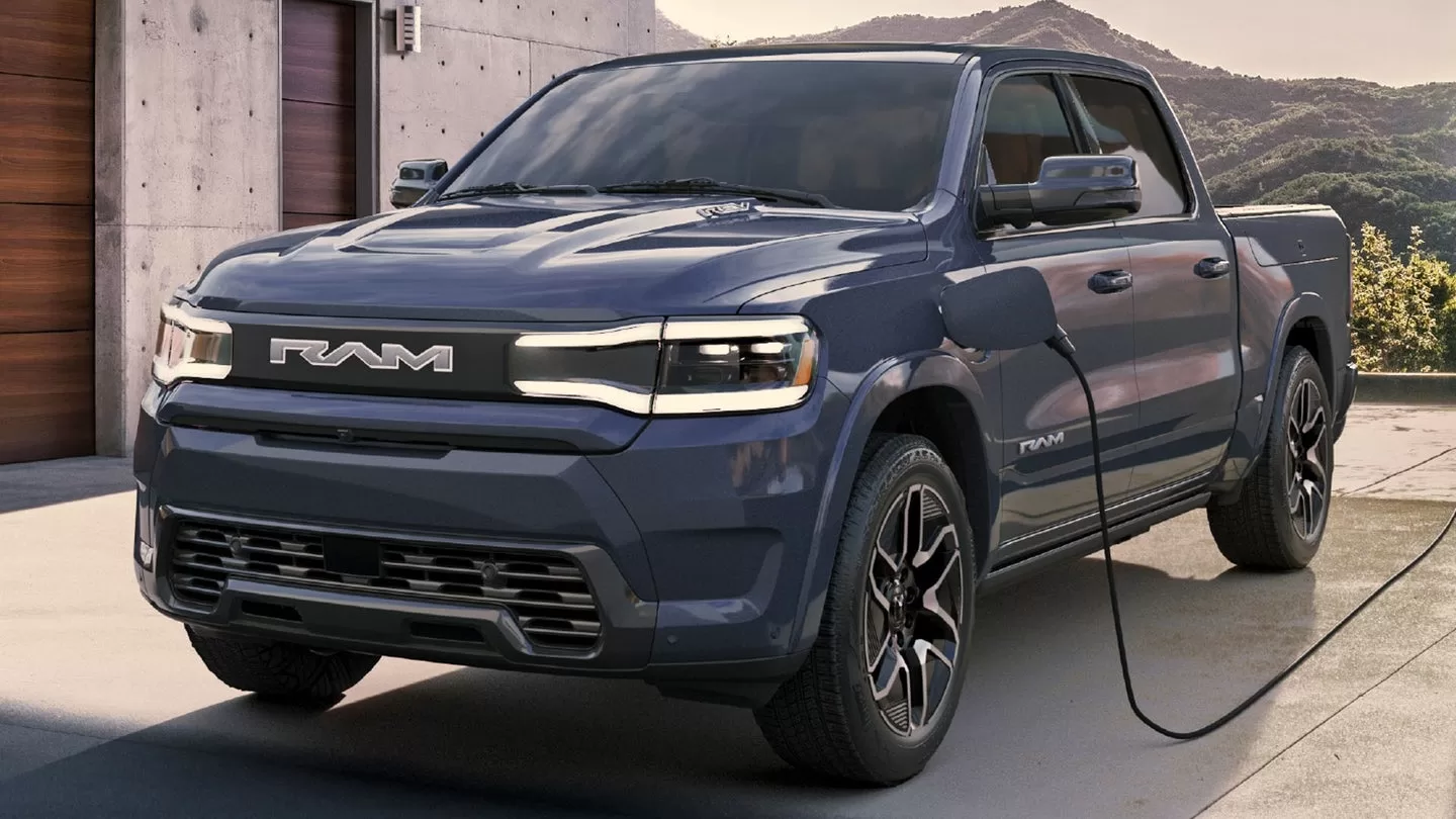 How the 2025 Ram 1500 REV Aims to Achieve 500 Miles of Range - EV Car ...