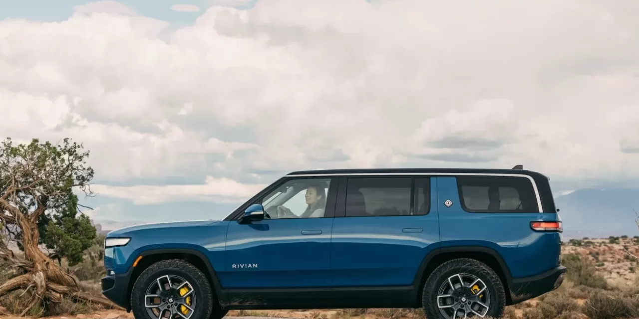 2024 Rivian R1S - EV Car & Truck